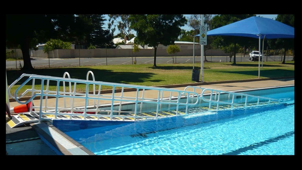 Aquatrek Pool Ramp